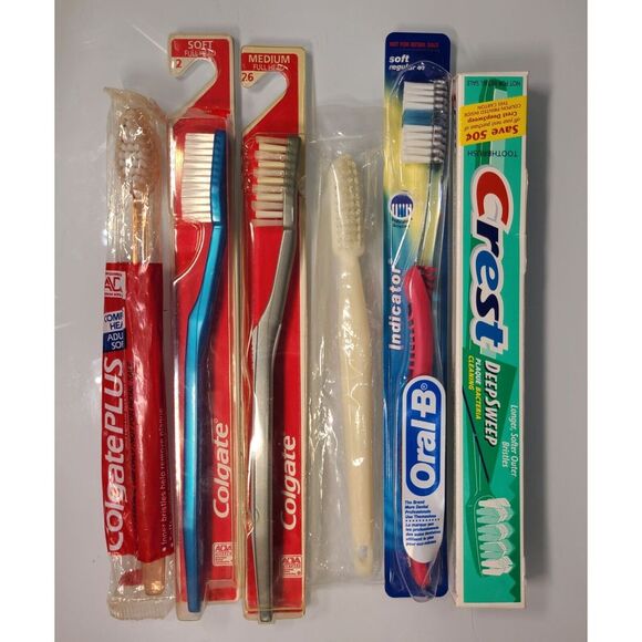 Makeup | Vintage Toothbrush Lot Oralb Colgate Indicator Crest New In ...